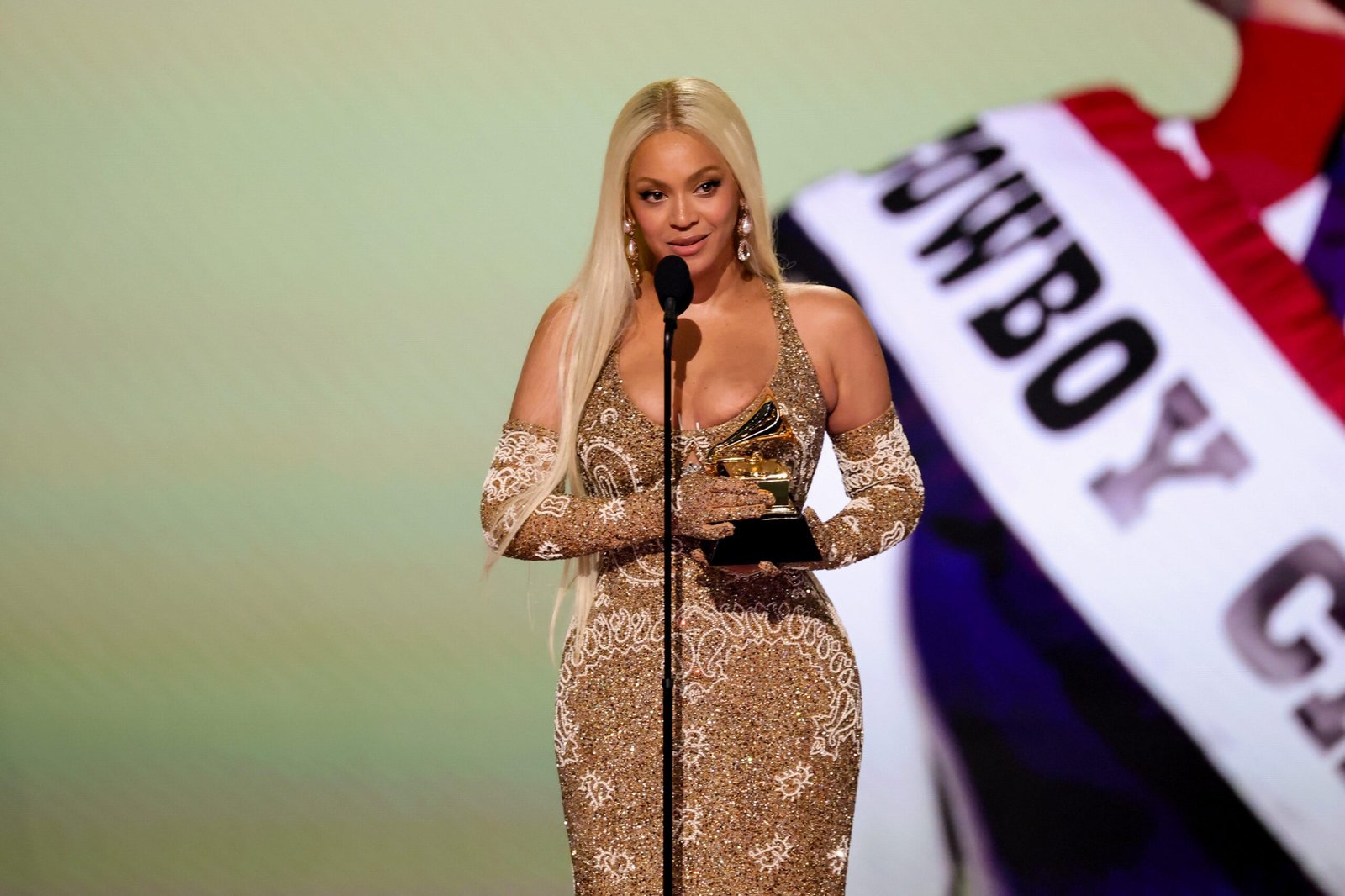 Beyoncé’s Album of the Year Win Marks Historic Grammy Moment - diasporapulse.com